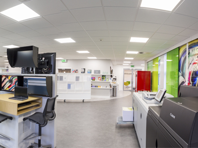 Canon opens new showroom - Digital Printer
